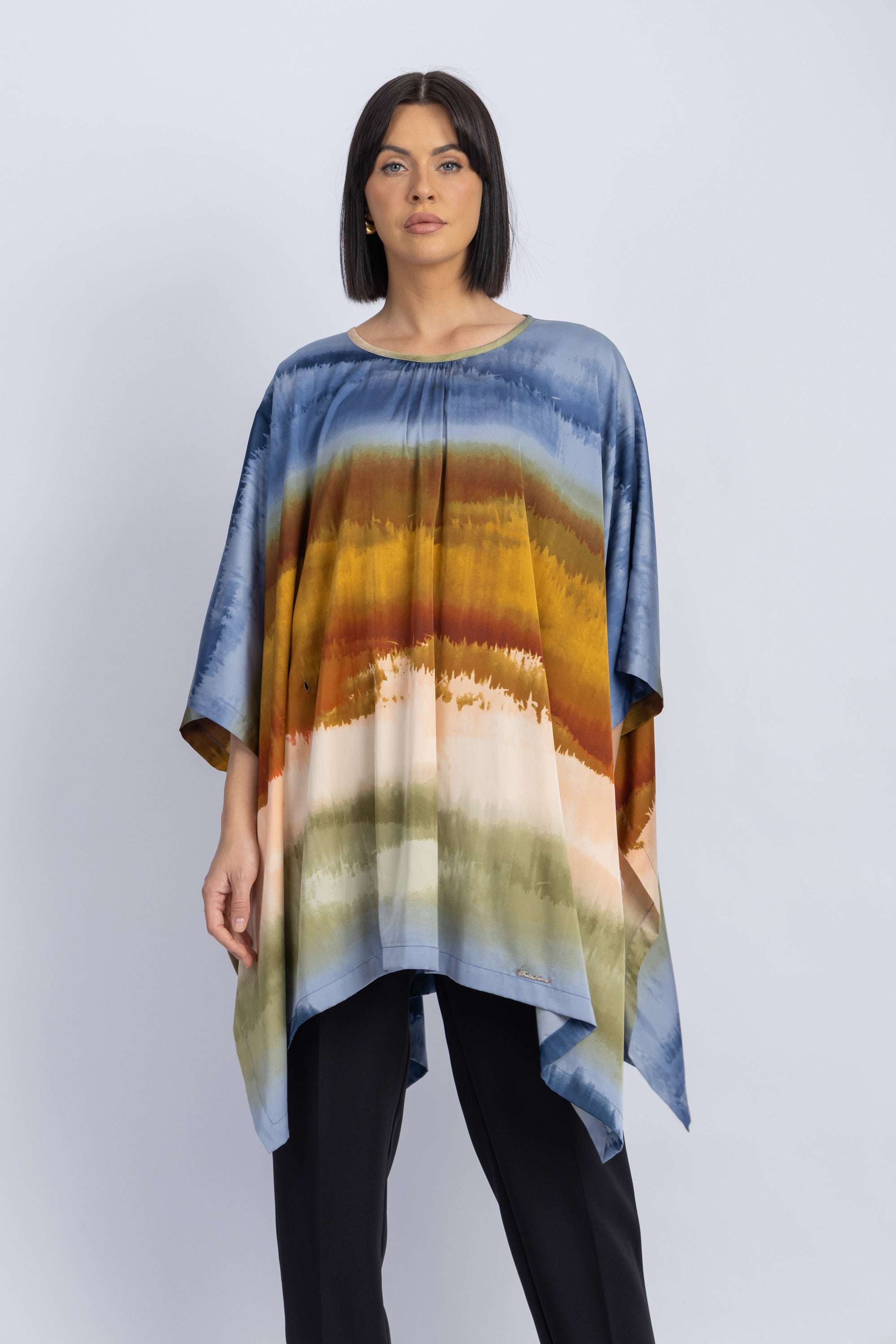 satin poncho – Bella Donna